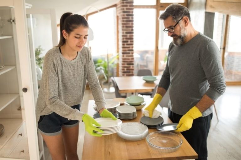 How to Get Help with Decluttering Your House (UK)