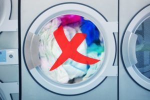 How to Stop Clothes Tangling in the Washing Machine