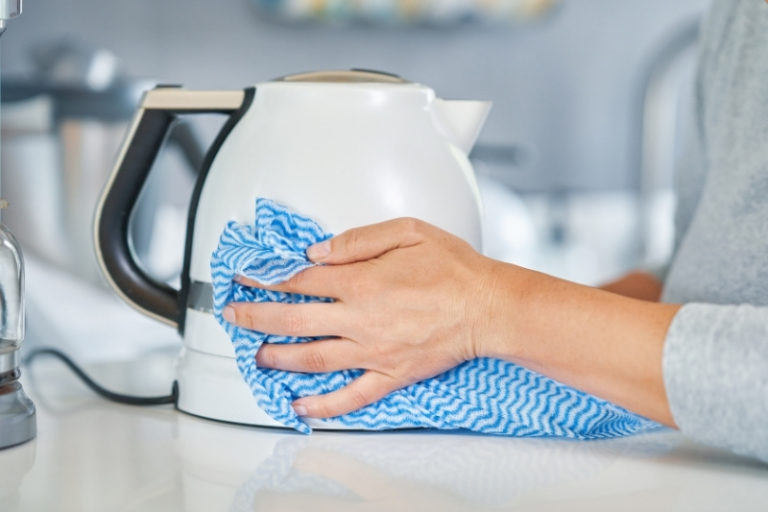 How to Clean and Descale a Kettle