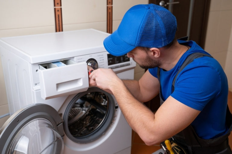 Washing Machine Drawer Filling with Water - Causes and Solutions