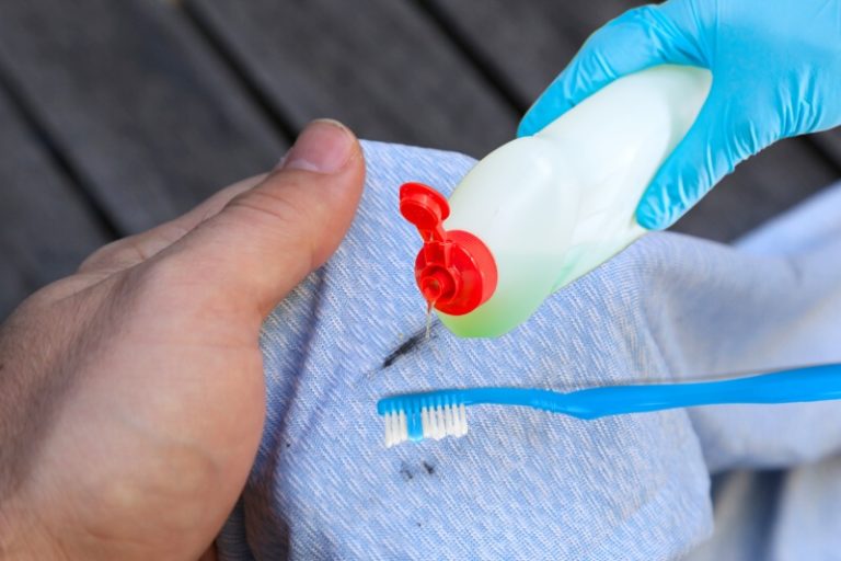 How to Get Grease and Oil Stains Out of Clothes