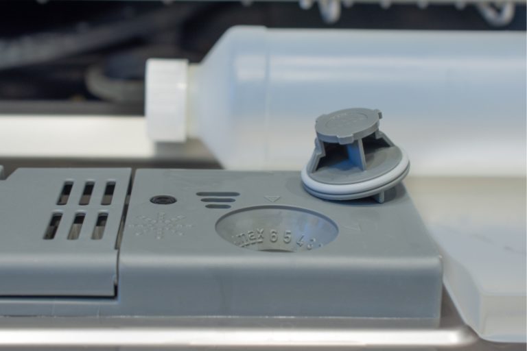 How to Make Homemade Dishwasher Rinse Aid