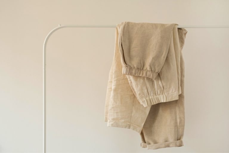 Airing Clothes Instead of Washing Them – Everything You Need to Know