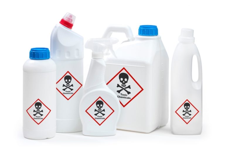 Chemical vs. Natural Cleaning Products – Which Are Better?