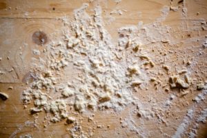 How to Get Flour Out of Clothes