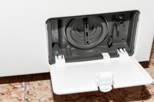 How to Empty a Washing Machine That’s Full of Water