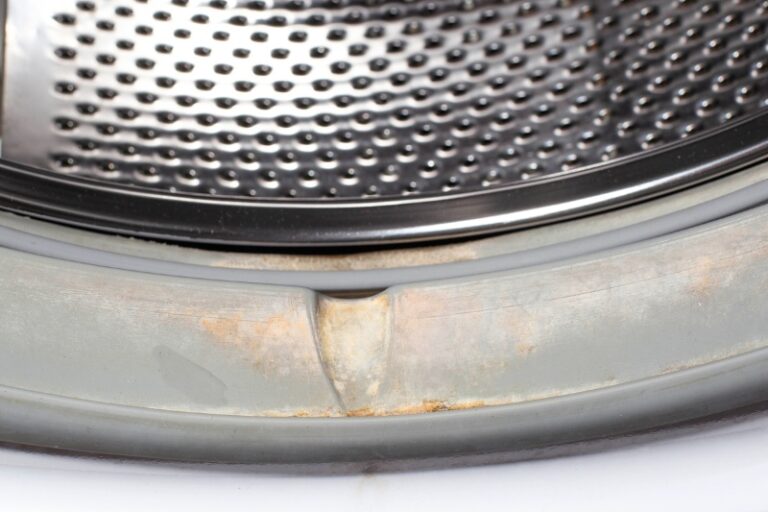 How to Remove Scrud from the Washing Machine