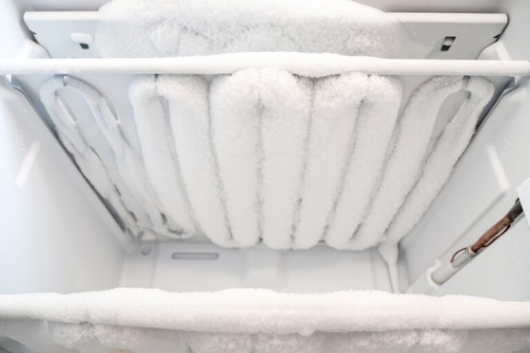 How to Defrost a Freezer