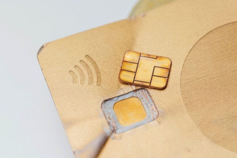 Will a Credit Card Still Work After Going Through the Washing Machine?