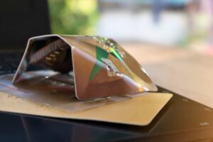 Will a Credit Card Still Work After Going Through the Washing Machine?