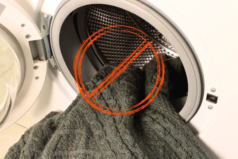 How to Dry a Wool Sweater