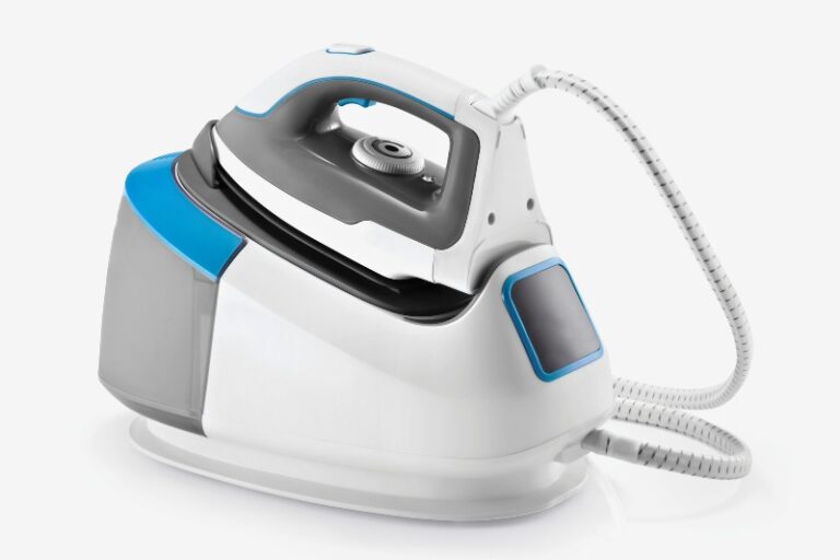 Steam Iron vs Steam Generator Iron: What’s the Difference?