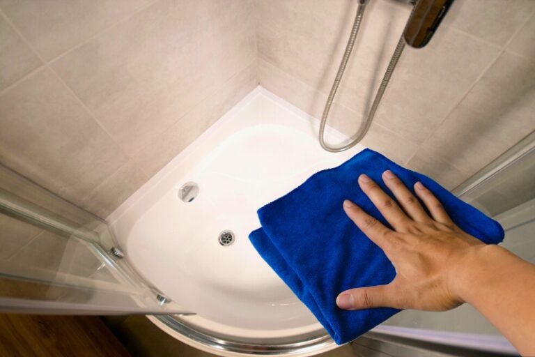 How to Clean a Shower Cubicle Without Getting Wet