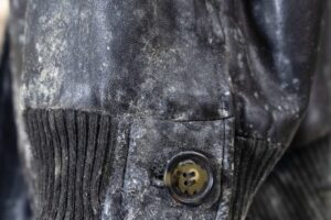 Should You Throw Out Mouldy Clothes?