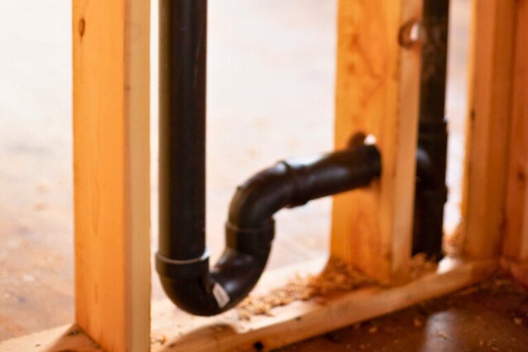 What Can Make a Laundry Room Smell Like Sewage?