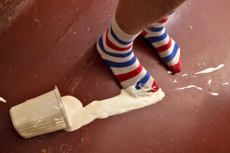 How to Remove Yoghurt Stains